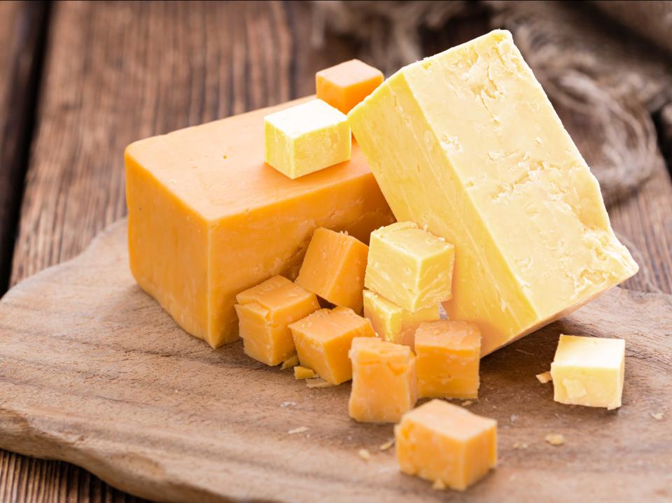 Natural Cheddar | Tirlán Ingredients